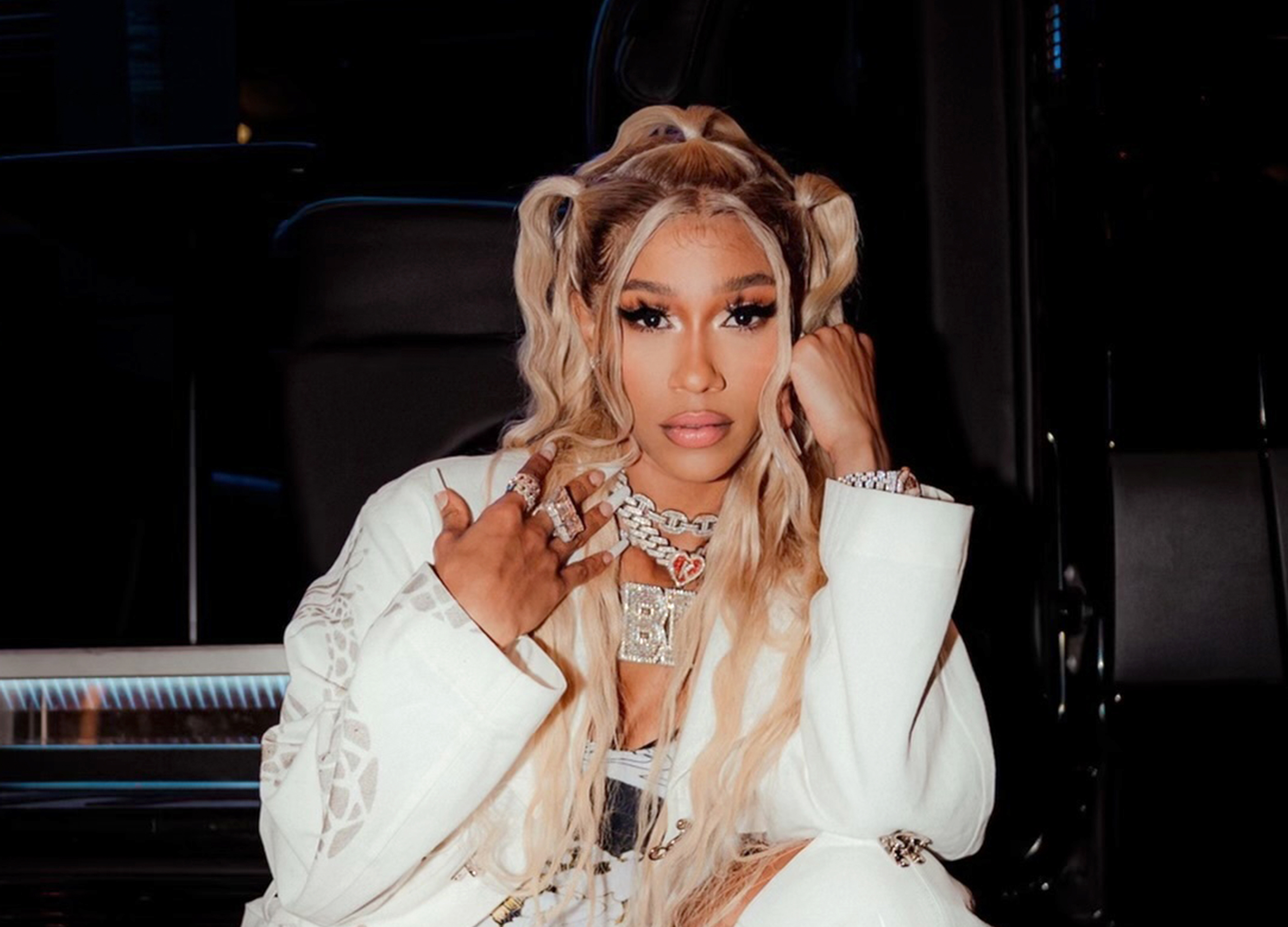 On ‘FOR CERTAIN (DELUXE),’ BIA Shows She’s a Young Veteran