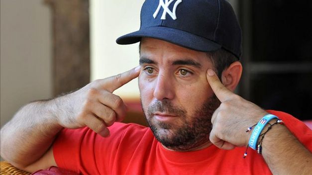Award-Winning Cuban Filmmaker Explains Decision to Defect to U.S.