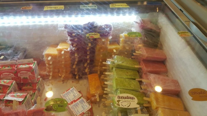 San Fernando Is Braving Long Lines for La Michoacana