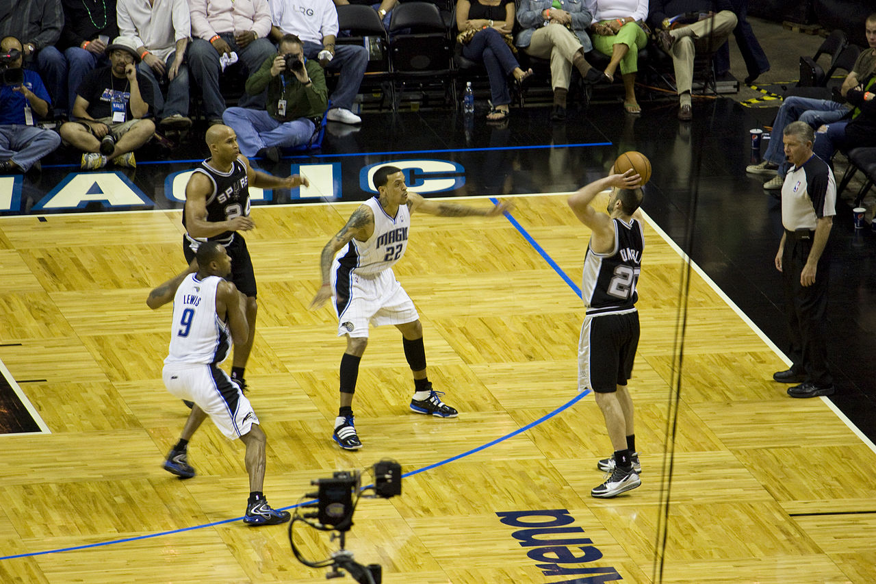 In 14 Seasons, Manu Ginobili Won Rings, Gold Medals and the Hearts of ...