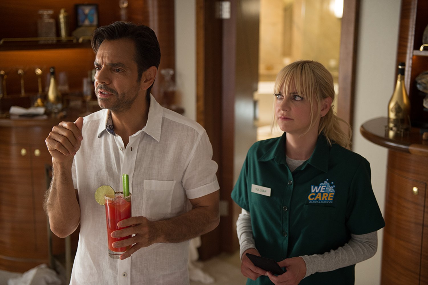 'Overboard' Review: How the Remake Stacks Up to the 1987 Original