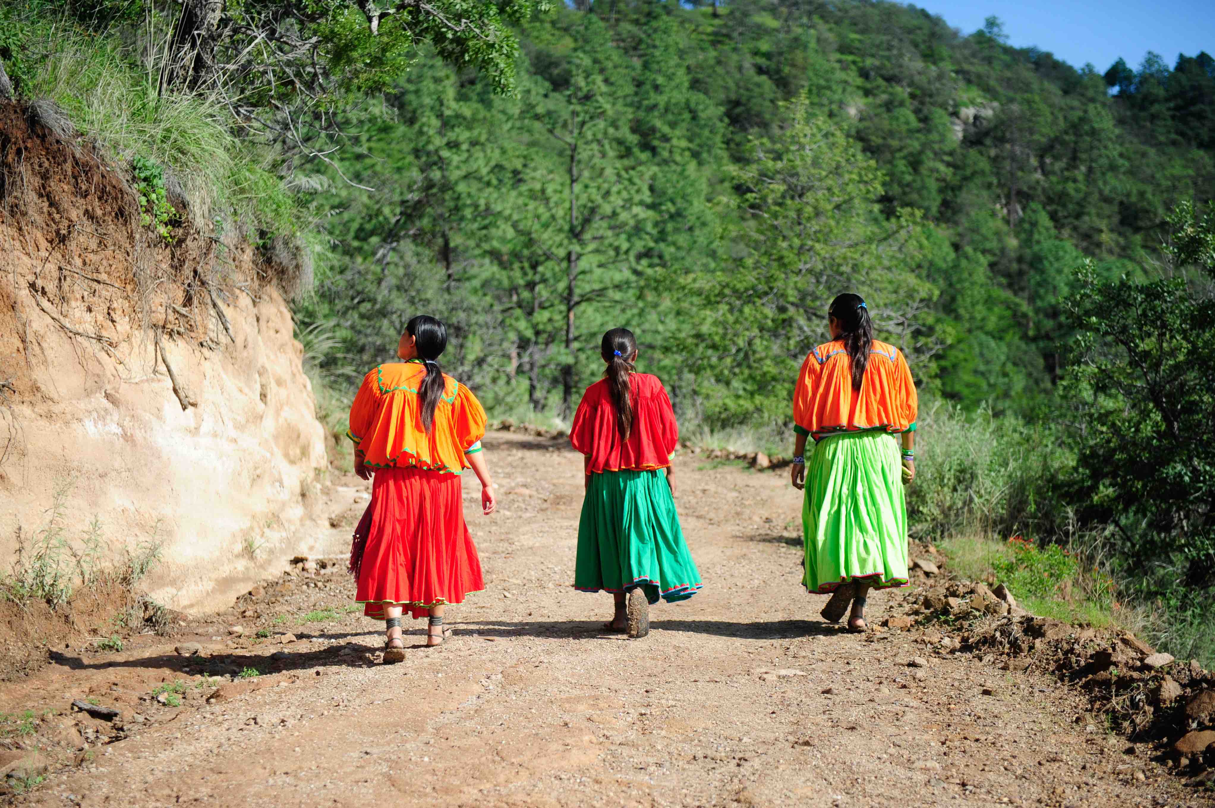 Tarahumara Runner Lorena Ramírez Makes History at Tenerife Bluetrail