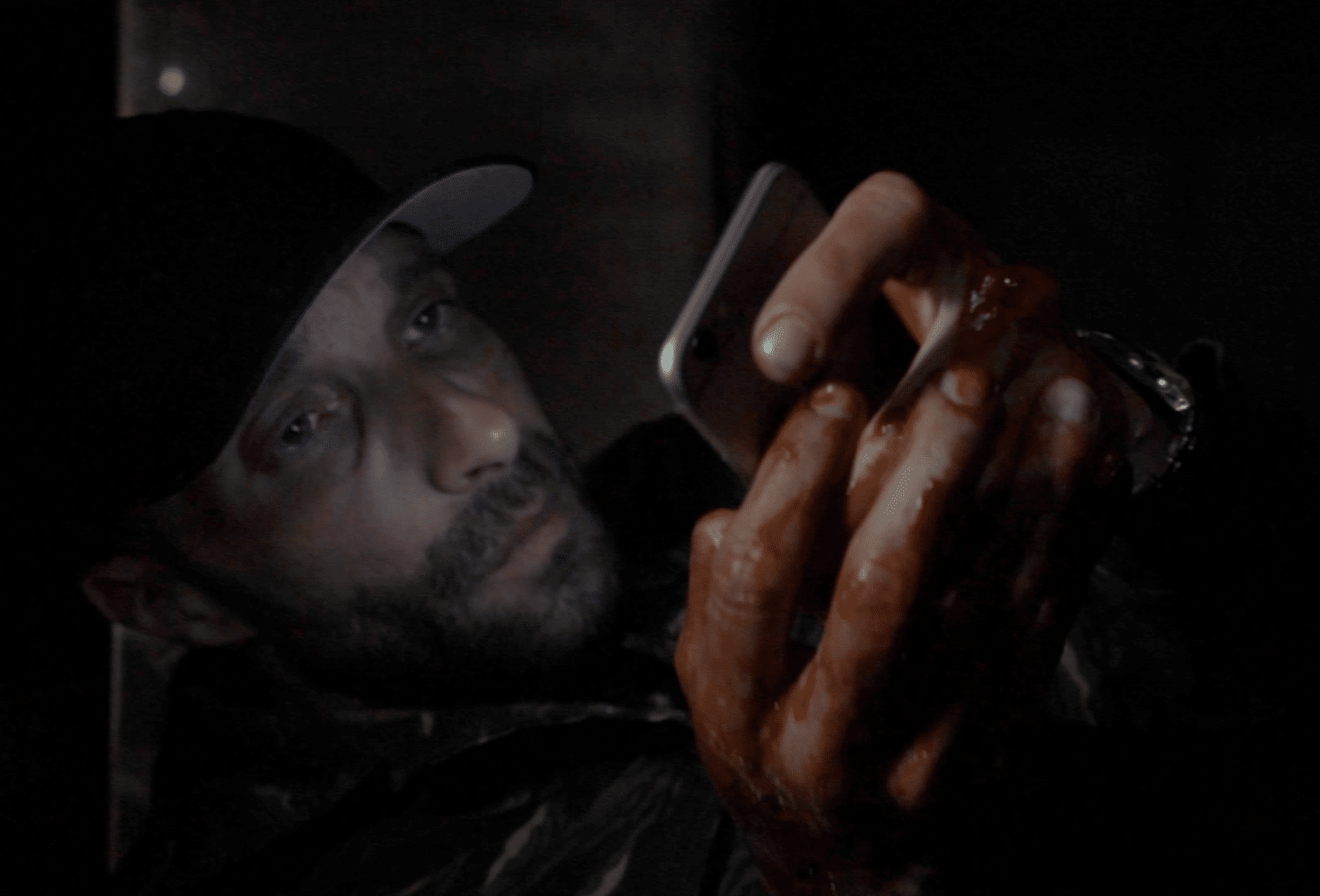Venezuelan Short Film 'Autocannibalism' Told Through Phone POV