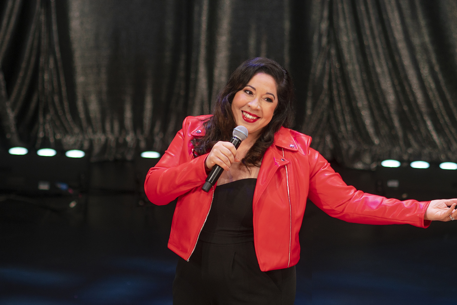 Comedian Gina Brillon Brings Her Brand of Jokes to HBO Latino Special