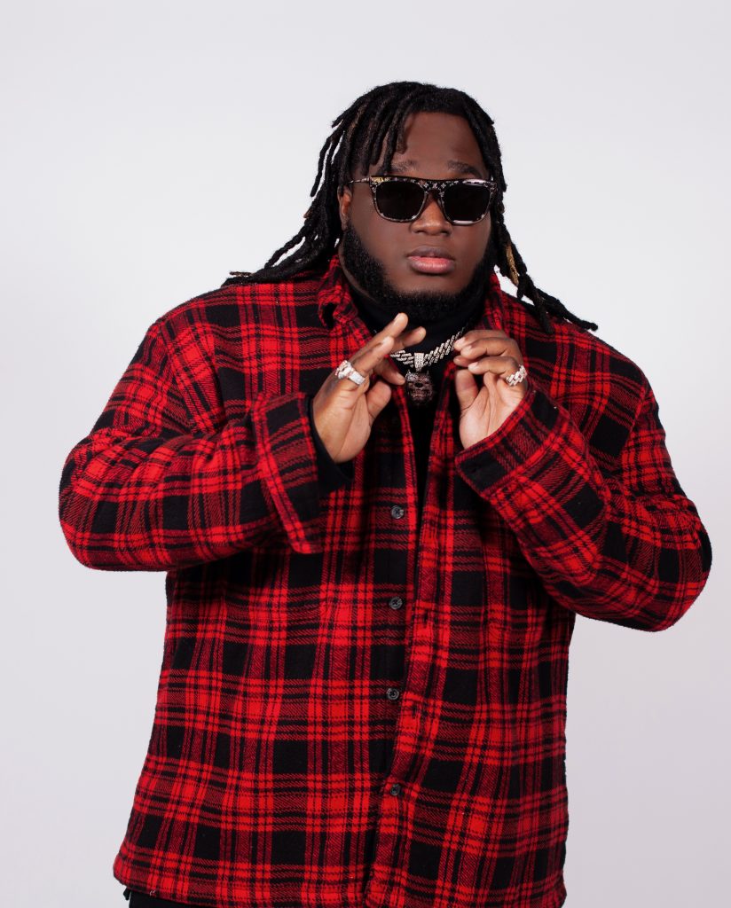 Sech Answers the Call for Perreo in 2021 In His '911' Music Video