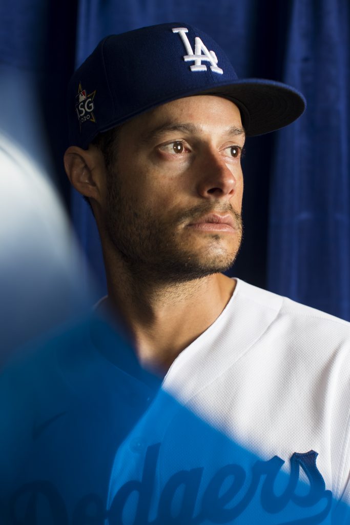Dodgers Pitcher Joe Kelly Wears Charro Jacket to White House