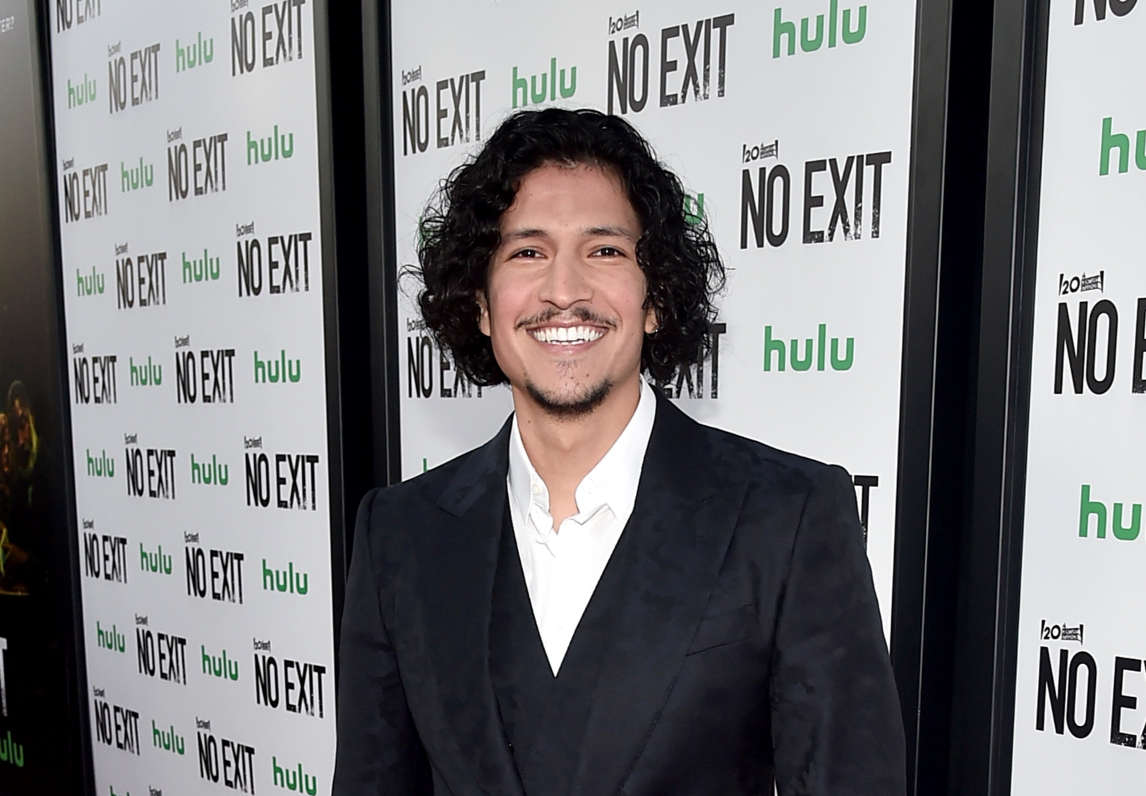 Danny Ramirez Talks About Hulu’s Survival Thriller ‘No Exit’
