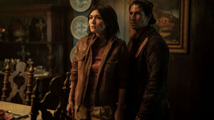 EXCLUSIVE: Daniella Pineda & Danny Ramirez Try to Survive in Clip from ...