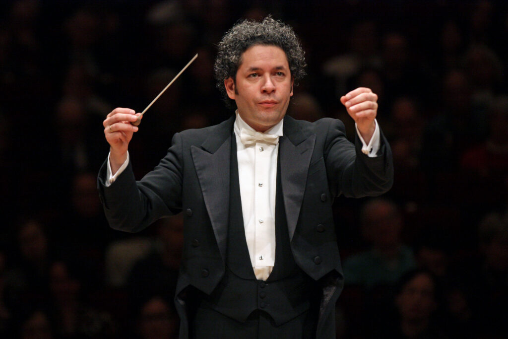 Gustavo Dudamel Becomes First Latino Music Director of New York ...