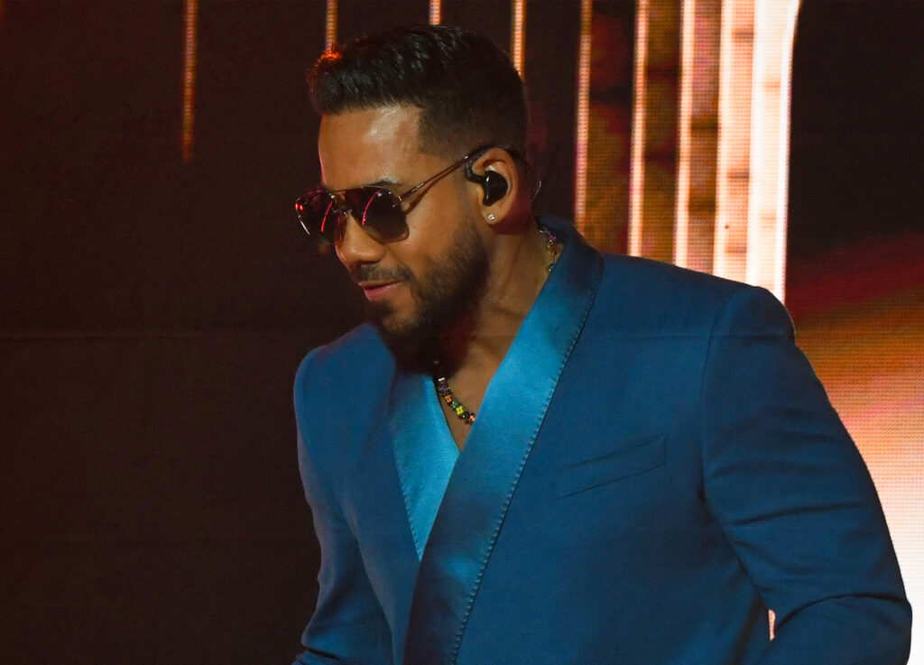Romeo Santos Announces U.S. Stadium Tour - Here Are the Details Romeo Santos Announces U.S. Stadium Tour - Here Are the Details