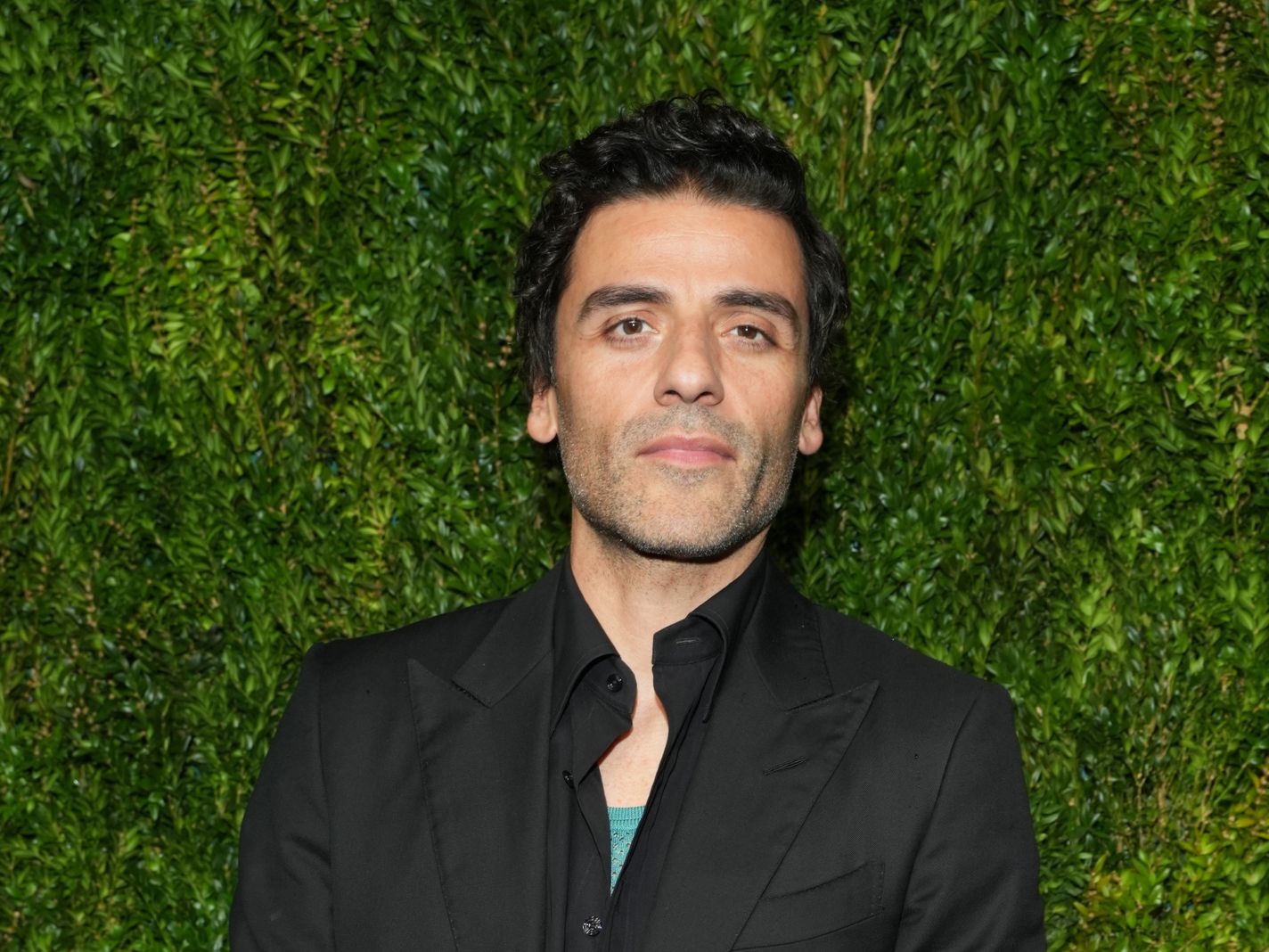 Oscar Isaac, Jenna Ortega & More Celebrities Sign Letter Urging ...
