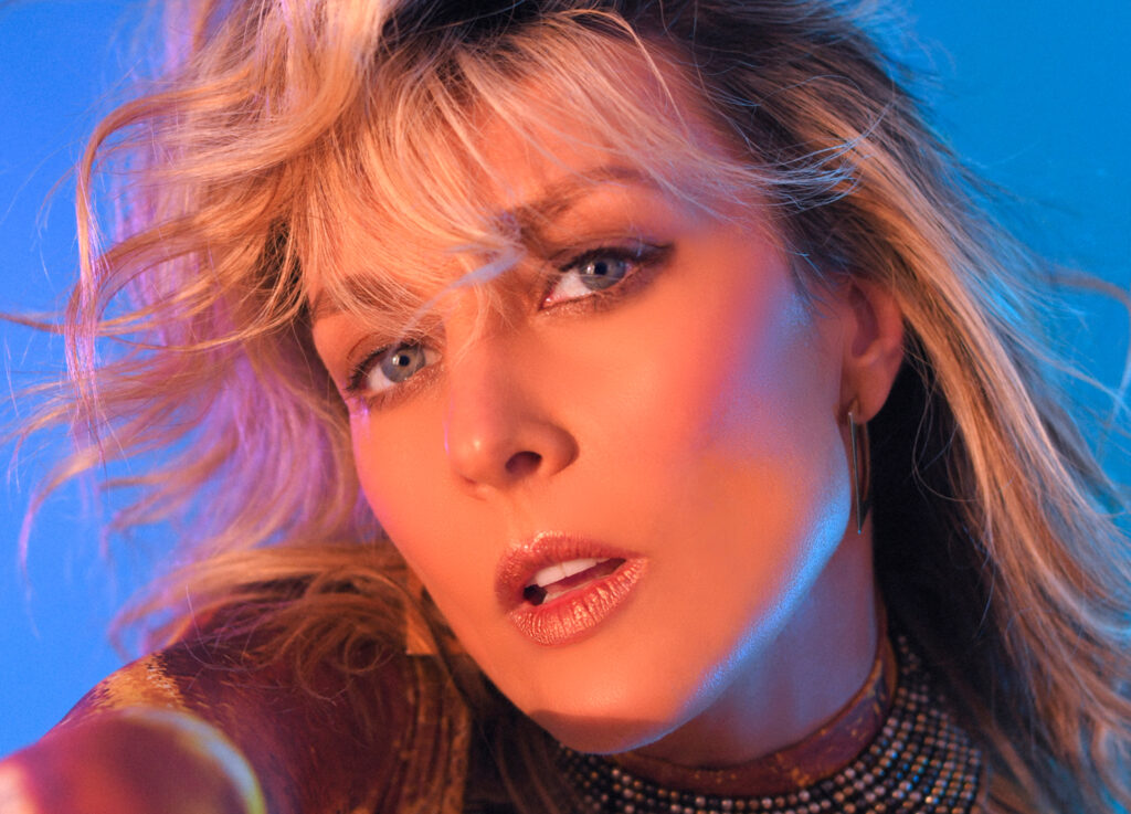 After a Decade, Mexican Pop Icon Fey Announces U.S. Tour