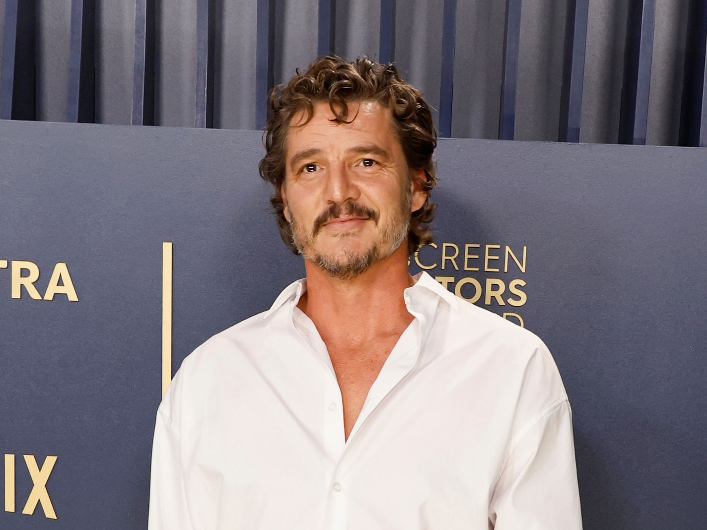 Pedro Pascal Looks Pretty in White in ‘Gladiator II’ Official Trailer