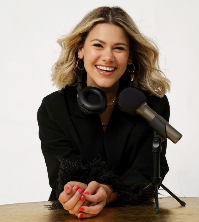 How Journalist Victoria Leandra Makes Her Business Moves Count