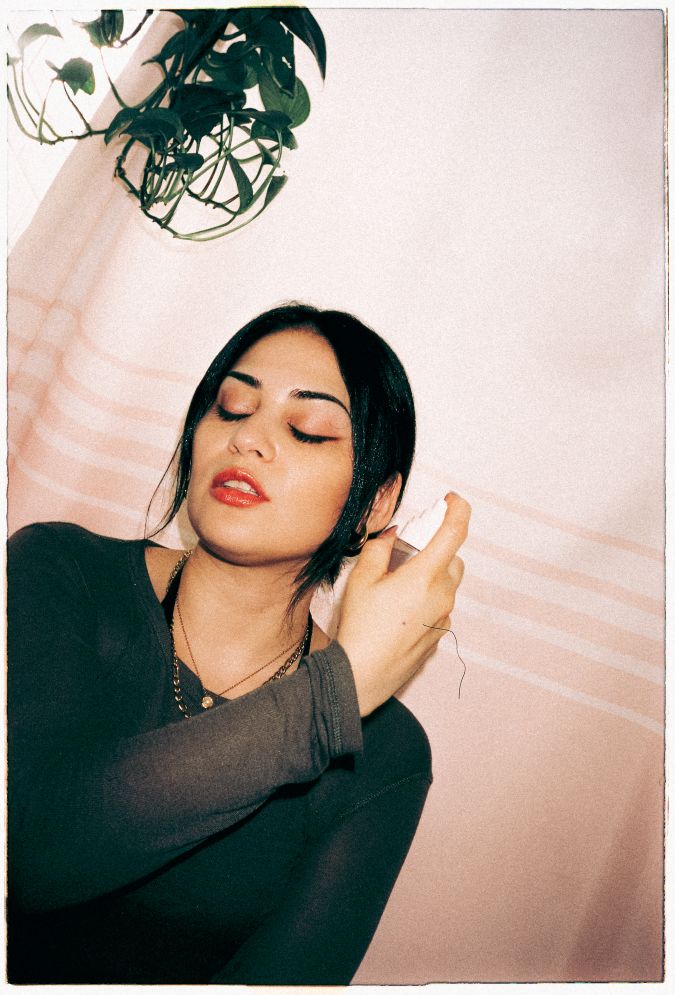 Suzy Exposito Talks Embracing Natural Beauty