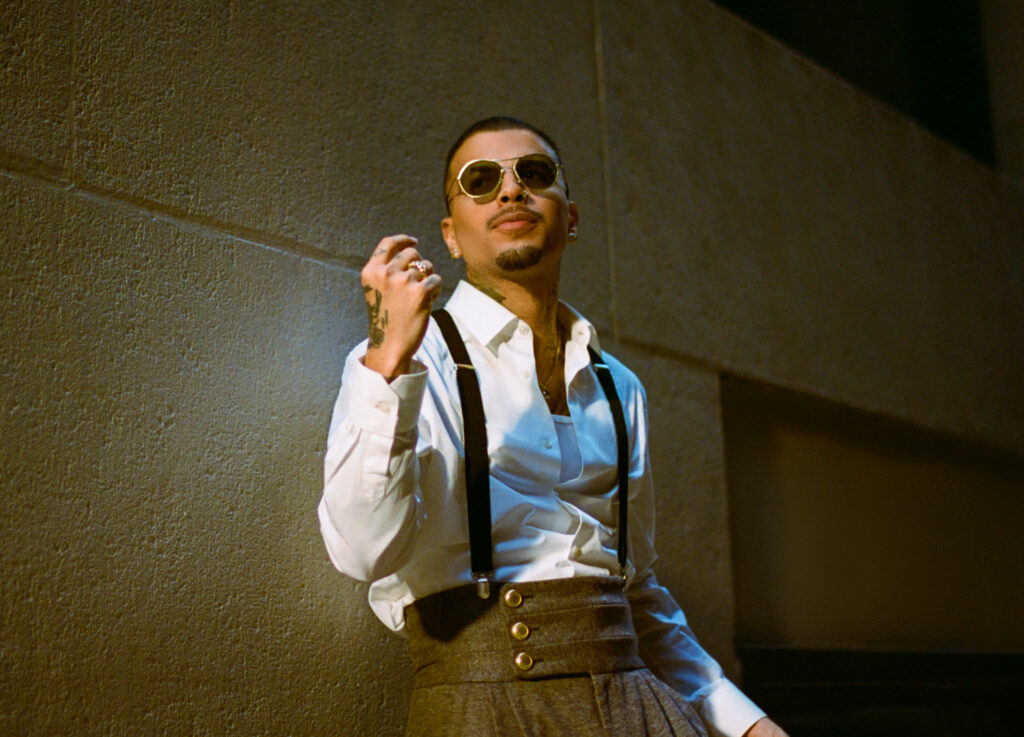 WATCH: Rauw Alejandro Goes Full-on Broadway in ‘Touching The Sky’ Music ...