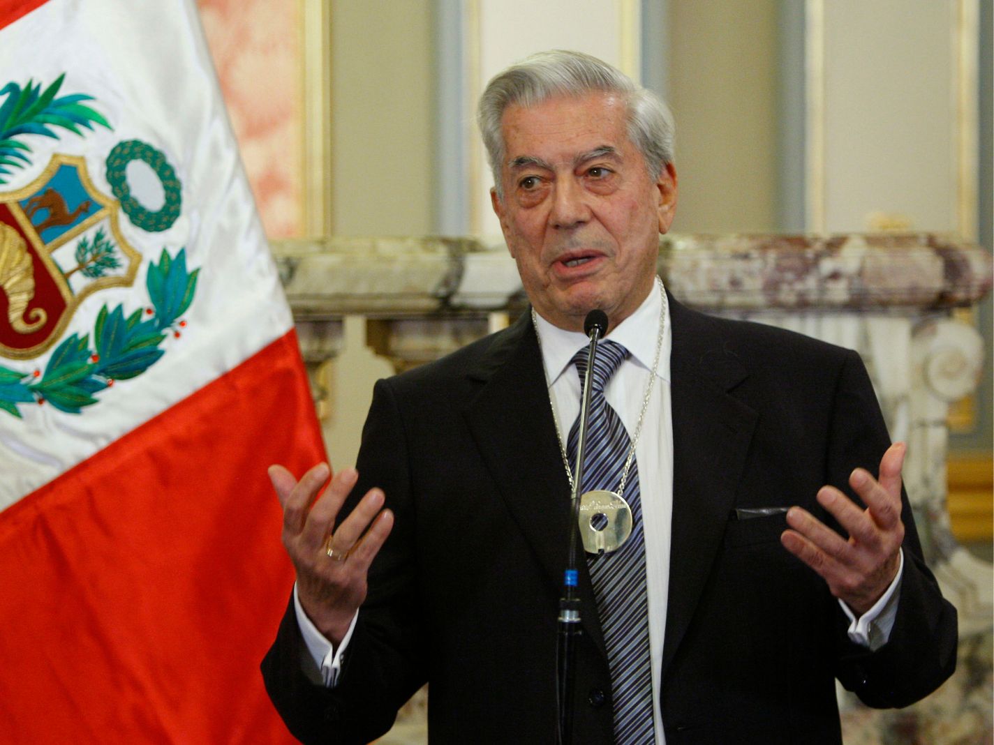 Peruvian Nobel Prize Winner Mario Vargas Llosa Dies at 89 - Remezcla